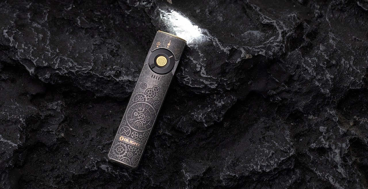 Arkfeld Pro Titanium Stonewashed Edition - Olight