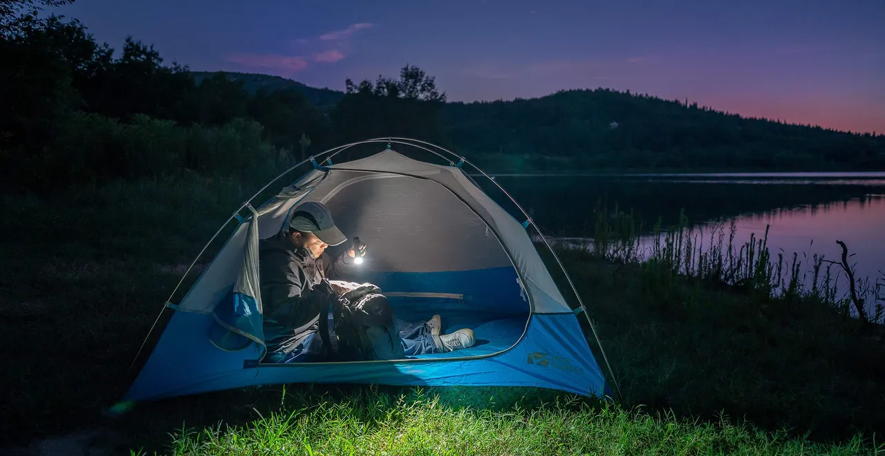 Seeker 4 Pro: Ultimate High Power Flashlight for Adventure