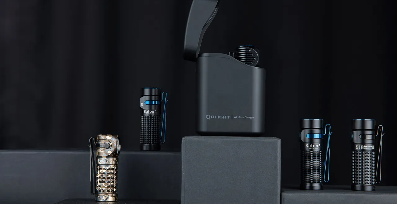 Baton 4 Premium EDC Flashlight 1300 Lumens Mini 190 Day Runtime - Olight