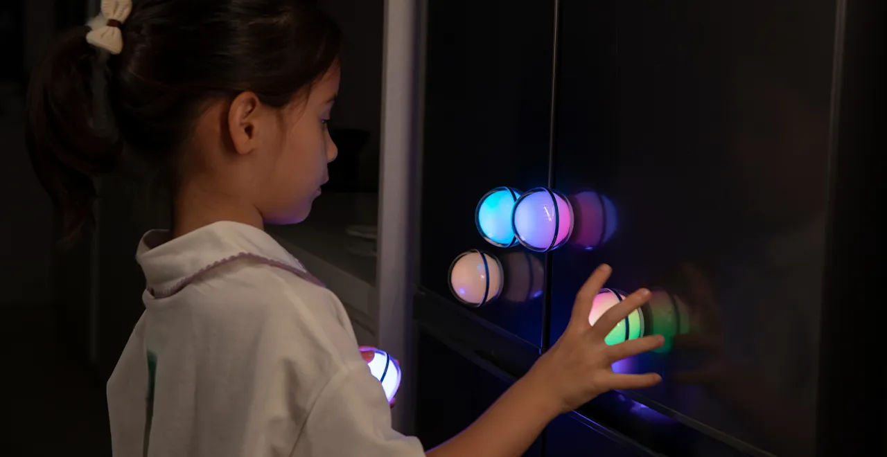 Sphere Ambient Light with App Control - Olight